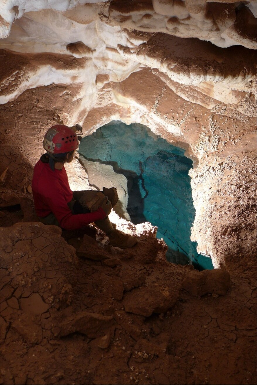 Jewel Cave National Monument: These Caves are MASSIVE - Enter the Caves