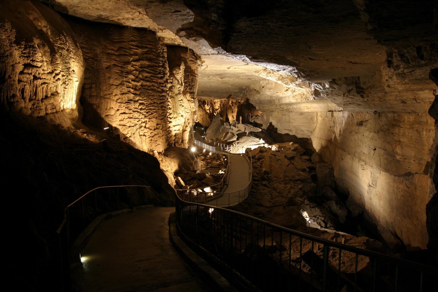 The Best Caves in Alabama, USA: Complete List - Enter the Caves