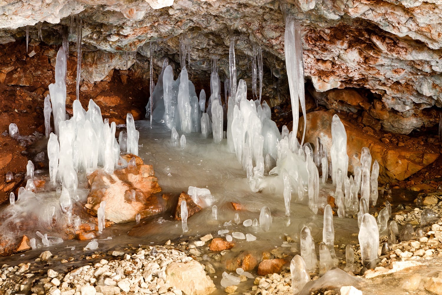 The Best Caves in Washington, USA: Complete List - Enter the Caves