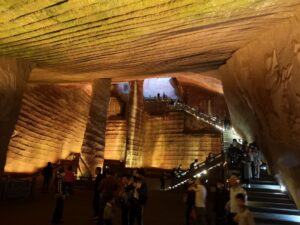 The Longyou Caves: One of China's Greatest Mysteries - Enter the Caves