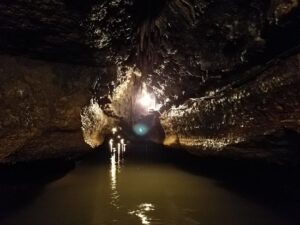 Spook Cave: Experience One of The Best Caves in Iowa, USA - Enter the Caves